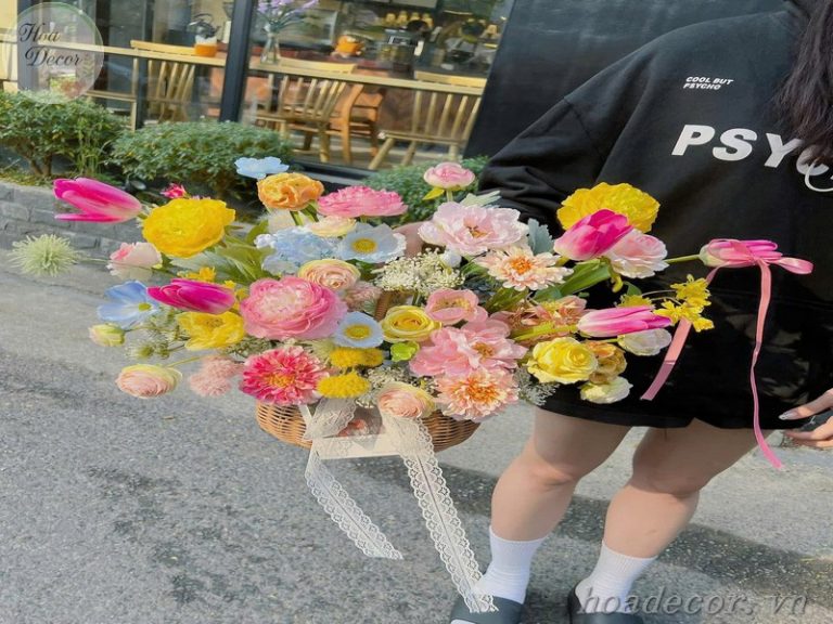 Top 10 mẫu hoa lụa dành tặng 8/3 Ngày Quốc Tế Phụ Nữ – Hoa Decor